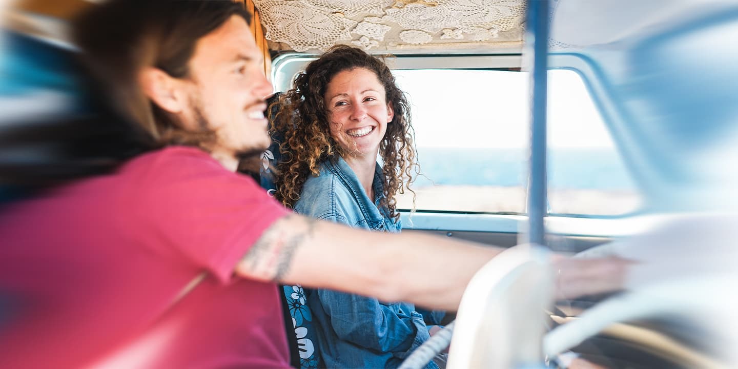 A guide with tips for safe summer driving